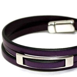 46 Great Purple Gifts For Those Obsessed With The Color 🟣